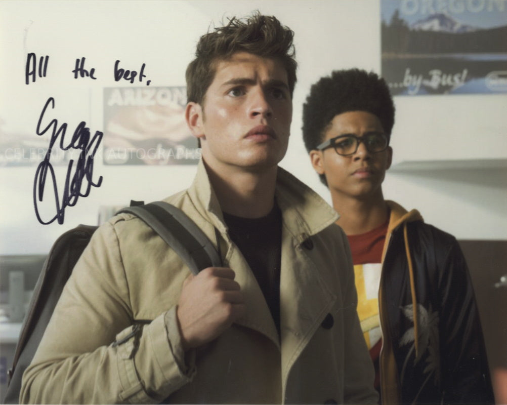 GREGG SULKIN as Chase Stein - Runaways – Celebrity Ink Autographs