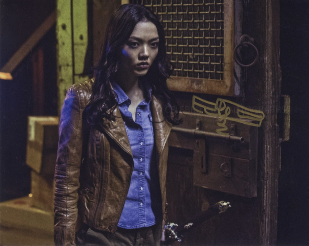 RILA FUKUSHIMA as Tatsu / Katana - Arrow – Celebrity Ink Autographs