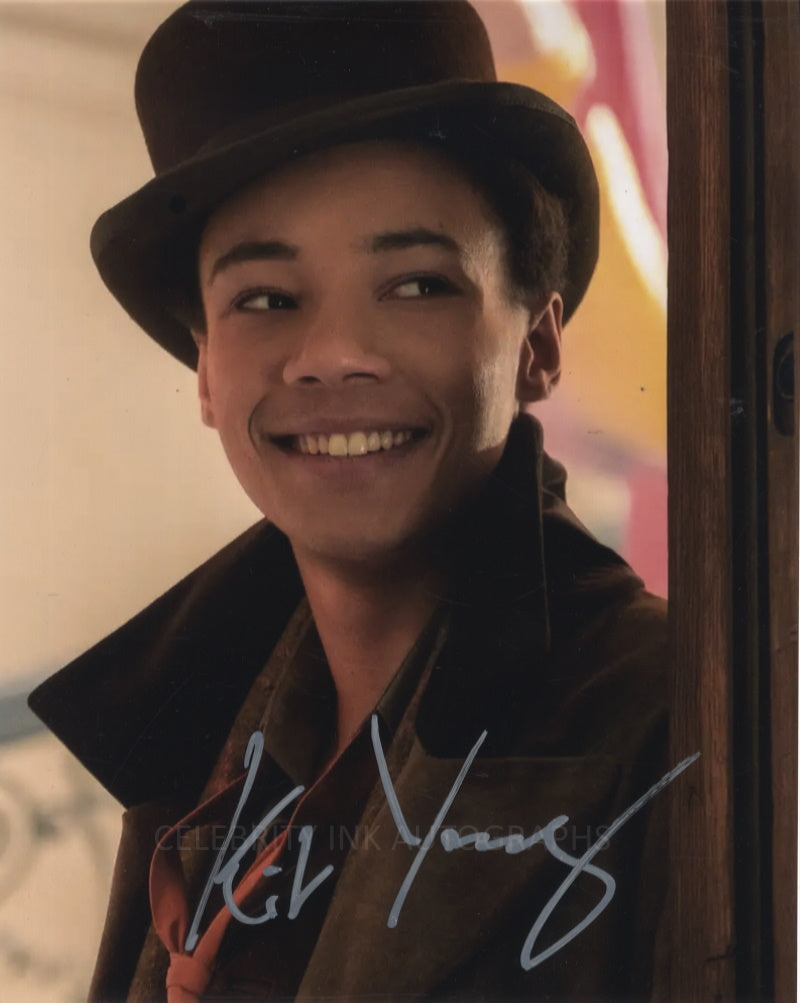 KIT YOUNG as Jesper Fahey - Shadow And Bone – Celebrity Ink Autographs